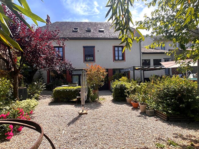 Mauriac : Maison 7 pièces à vendre