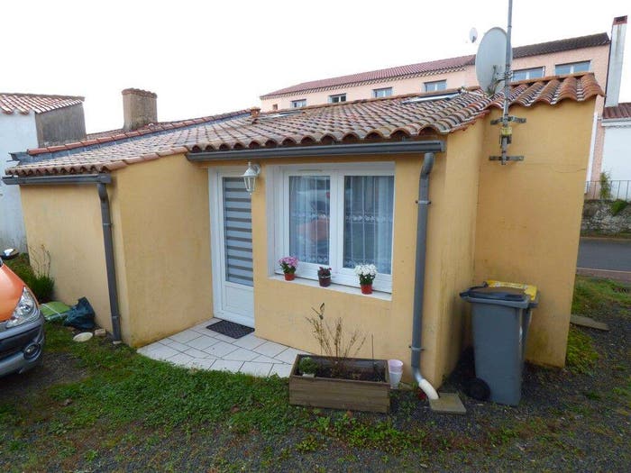 Maison 2 pièces à louer - Landevieille