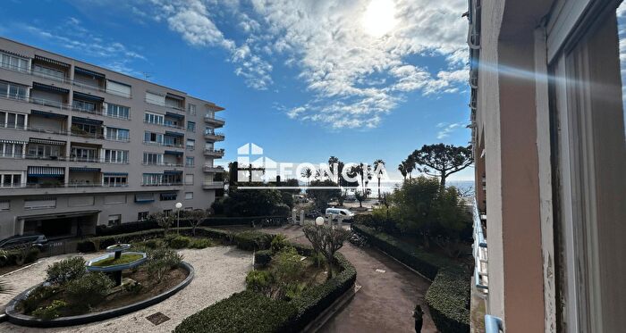 Appartement à vendre - Cagnes-sur-Mer, Le Cros de Cagnes, Les Vespins - 2 pièces - 1 chambre