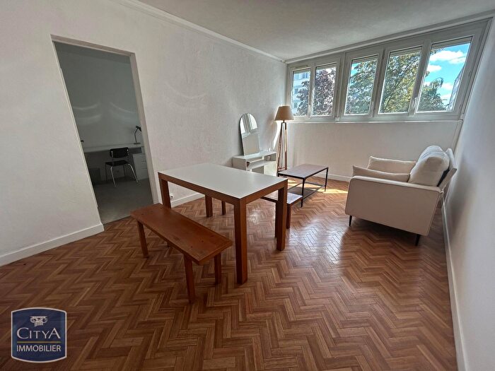 Le Mans, Saint-Pavin : Appartement 4 pièces à louer