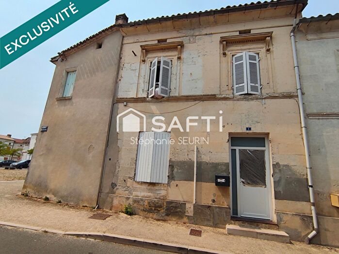 Montlieu-la-Garde : Appartement 5 pièces à vendre