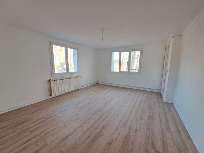 Appartement à louer - Échirolles, Bayard, La Luire, Vicose, Comboire - 3 pièces - 2 chambres