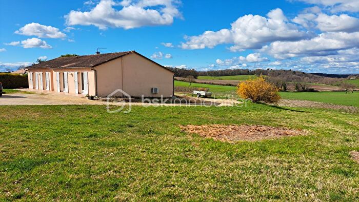 Maison à vendre - La Chapelle-Gonaguet - 4 pièces - 3 chambres