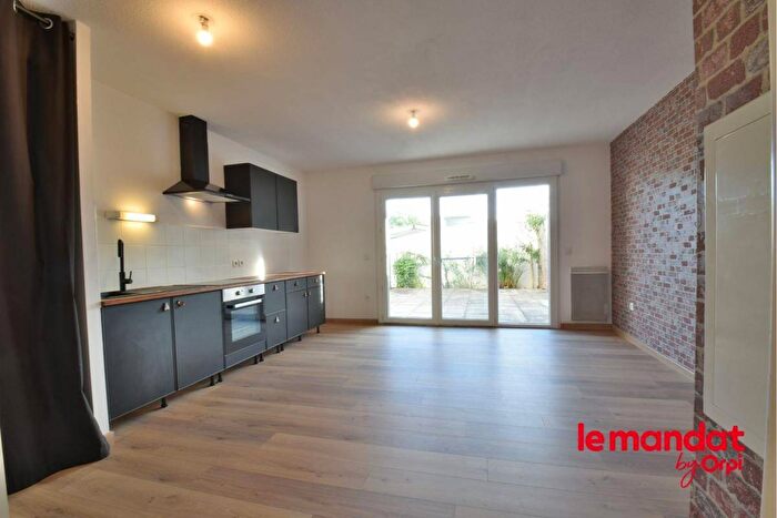 Appartement à louer - Sembat, Bègles - 2 pièces - 1 chambre