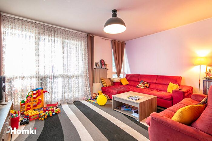 Appartement à vendre - Grenoble, Village Olympique - 4 pièces - 3 chambres