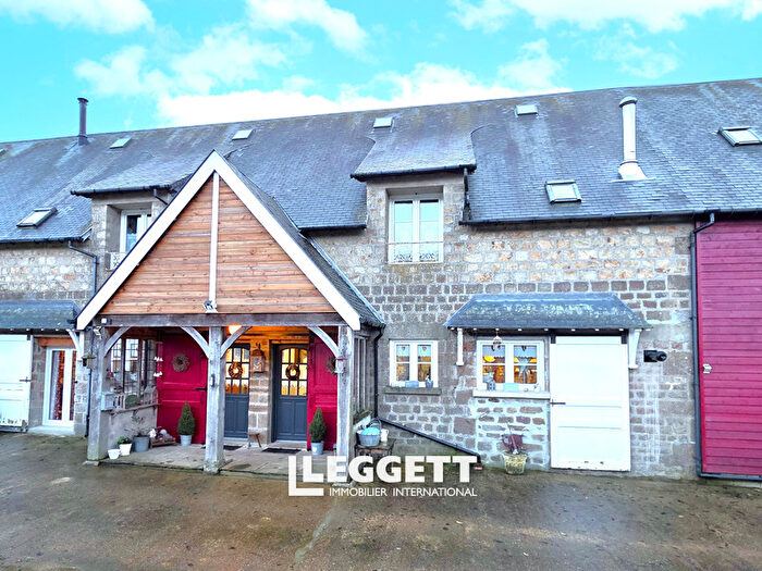 Maison à vendre - Saint-Germain-de-Tallevende-la-Lande-Vaumont - 10 pièces - 7 chambres