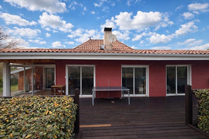 Maison à vendre - Salles - 6 pièces - 3 chambres