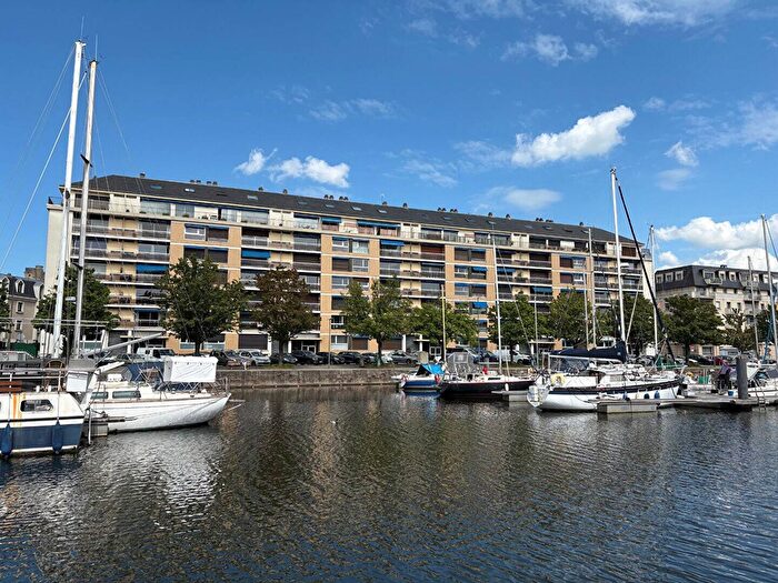 Appartement 4 pièces à louer à Le Port, Caen