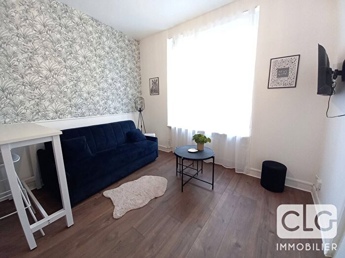 Appartement à louer - Centre Ville, Quimper - 1 pièce