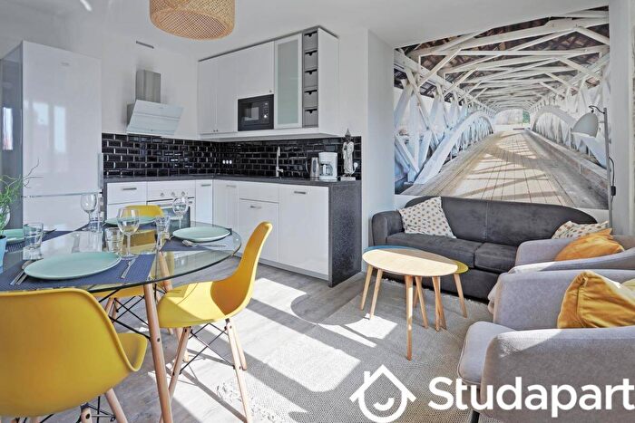 Appartement à louer - Beauséjour, Nantes - 1 pièce - 1 chambre