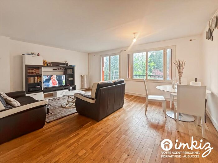 Appartement à vendre - Corbeil-Essonnes, Centre-ville - 4 pièces - 3 chambres