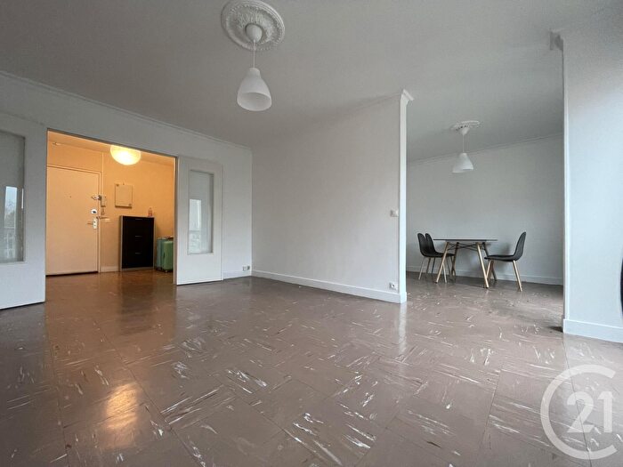Appartement 4 pièces à louer à Évry, Aguado