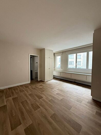 Appartement à louer - Porte Dauphine, Paris ème arrondissement - 1 pièce