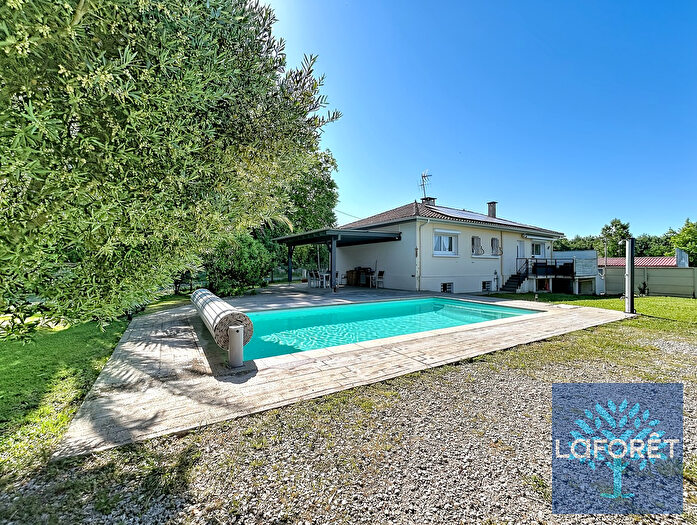 Maison 6 pièces à vendre à Pey