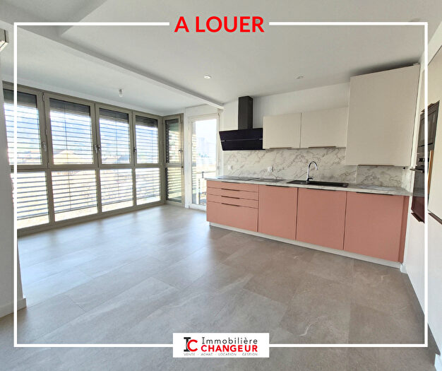 Appartement à louer - Voiron, Baltiss, Paviot - 2 pièces - 1 chambre