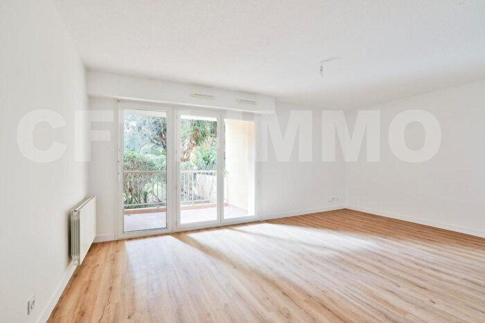 Appartement à louer - Saint-Laurent-du-Var, Tuilière, Sainte-Petronille, Les Crottes, Tour, Iscles - 4 pièces - 3 chambres