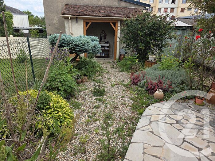 Maison 4 pièces à Châteauroux, Cré, La Loge, Les Grands Champs, Les Méraudes, Touvent, à vendre