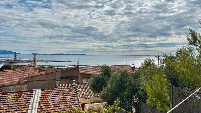 Maison à vendre - Marseille e , LEstaque - 2 pièces - 1 chambre