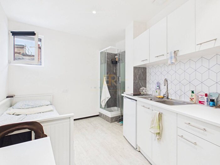Porte Dauphine, Paris 16ème arrondissement - Appartement 1 pièce à louer