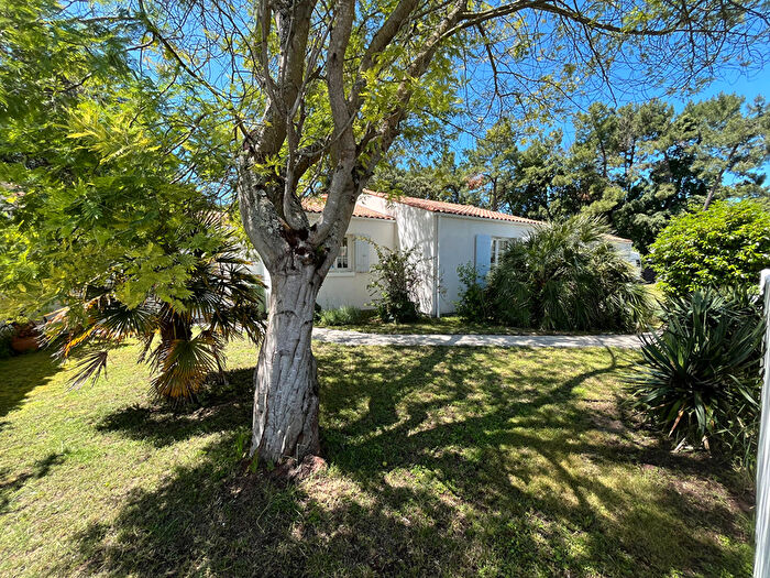 Maison à vendre - Saint-Georges-dOléron, Domino, Chaucre, Epinouses, Grand Cluseau, Coquettes - 5 pièces - 3 chambres