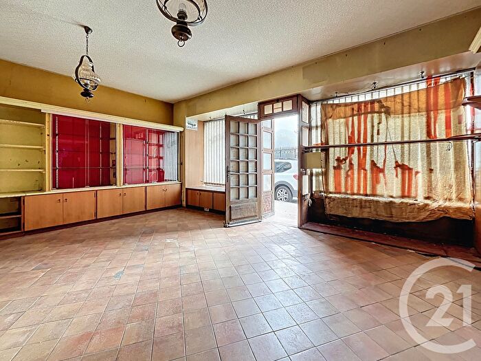 Maison à vendre - Randan - 8 pièces - 5 chambres