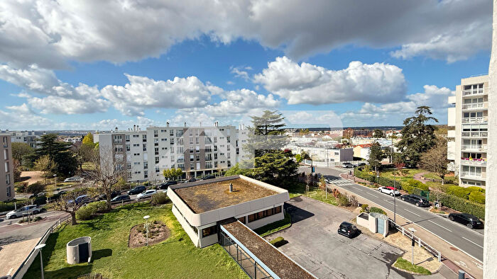 Appartement à vendre - Chatou, Nord - 2 pièces - 1 chambre