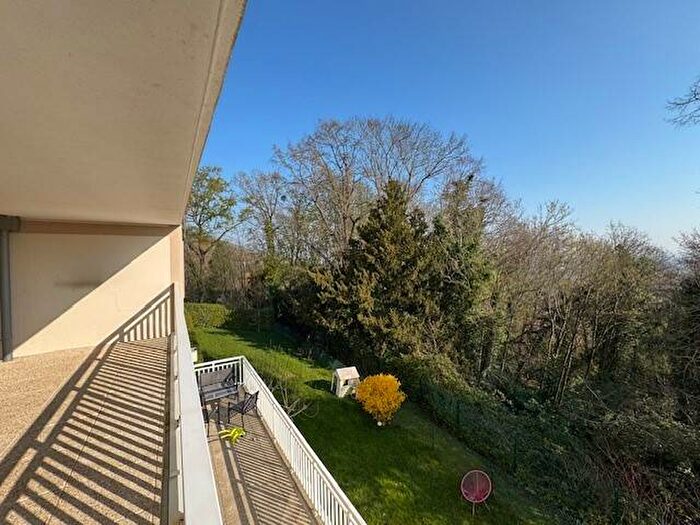 Appartement à louer - Villennes-sur-Seine - 3 pièces - 2 chambres