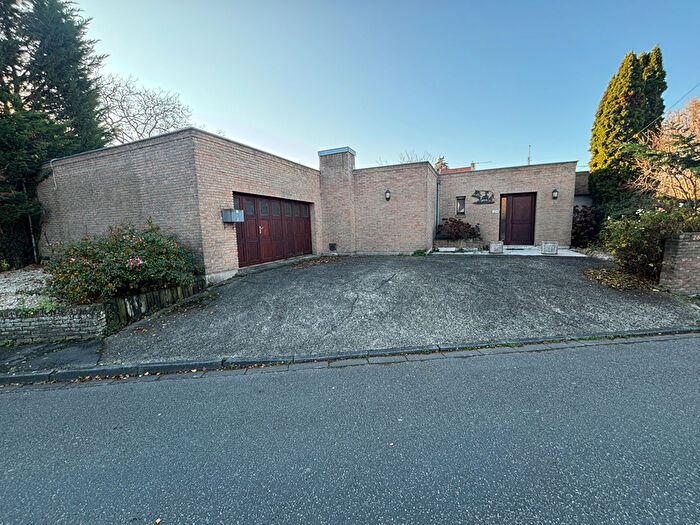 Maison à vendre - Saint-Saulve - 7 pièces - 4 chambres