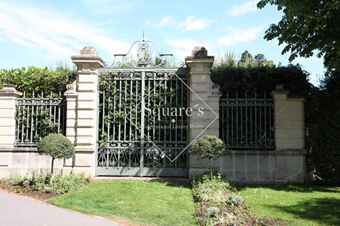 Neuilly-sur-Seine, Saint-James, Madrid : Appartement 6 pièces à vendre