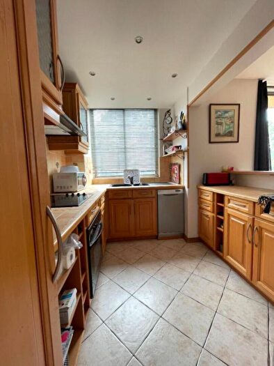 Appartement à vendre - Fresnes, La Peupleraie - 4 pièces - 2 chambres