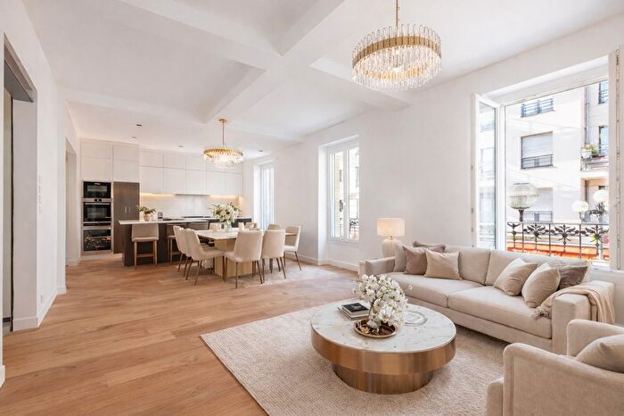 Appartement à vendre - Montrouge, Le vieux Montrouge - 5 pièces - 4 chambres