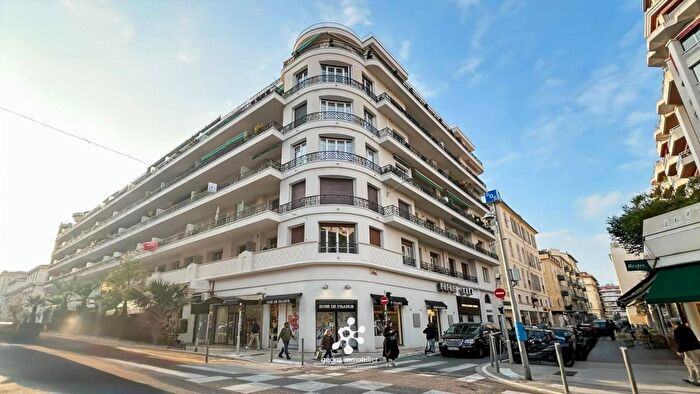 Nice, Centre-ville - Appartement 3 pièces à vendre