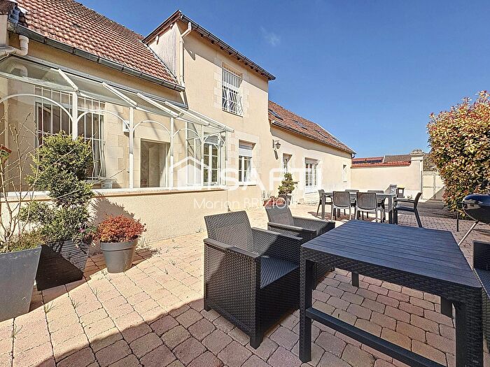 Maison à vendre - Montbré - 8 pièces - 6 chambres