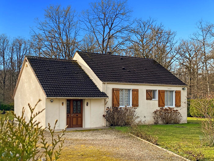 Maison à vendre - Bazoches-sur-le-Betz - 4 pièces - 3 chambres