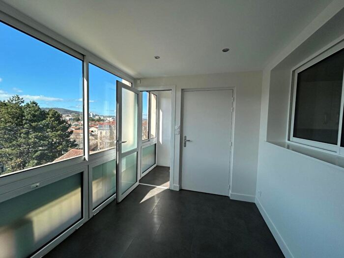 Appartement 4 pièces à louer à Montbrison, Centre-ville