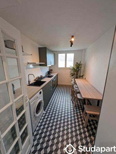 Appartement à louer - Epinettes Est, Évry-Courcouronnes - 1 pièce - 1 chambre