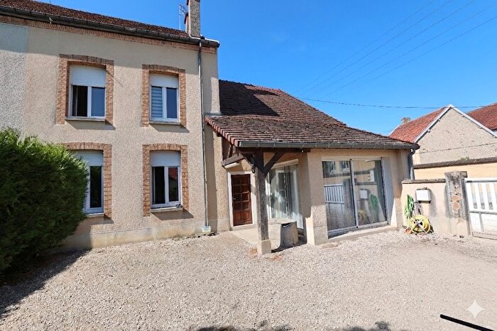 Maison 6 pièces à Tauxières-Mutry, à vendre