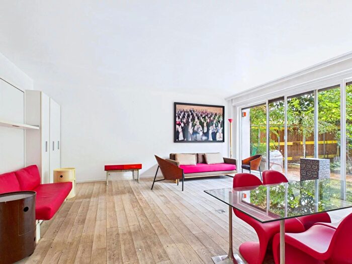 Appartement à vendre - Paris e , Dauphine - 2 pièces - 1 chambre