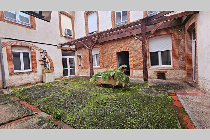 Castelsarrasin, Centre-ville : Appartement 6 pièces à vendre