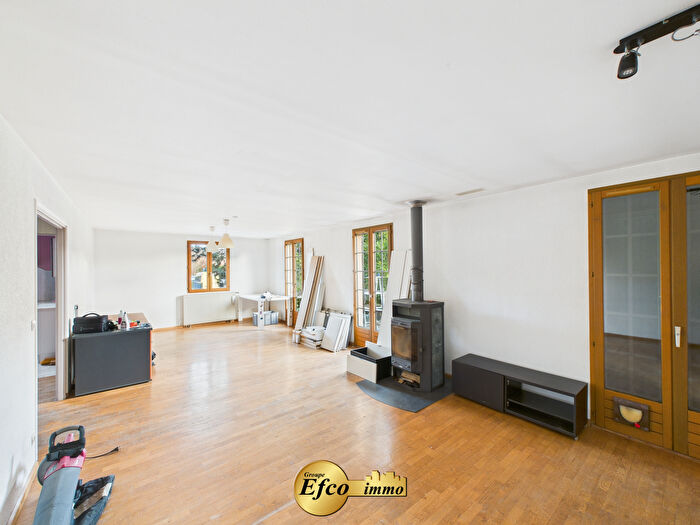 Maison à vendre - Kembs - 6 pièces - 5 chambres