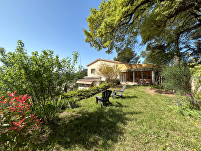 Maison à vendre - Salernes - 6 pièces - 3 chambres