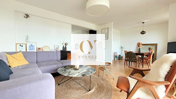 Appartement à vendre - Quartiers Sud-Est, Le Blosne - 4 pièces - 2 chambres