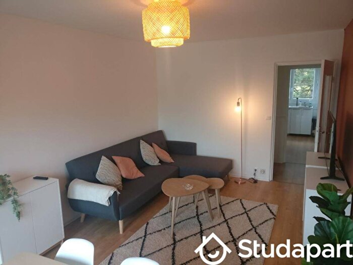 Appartement à louer - Pau Nord - 1 pièce - 4 chambres