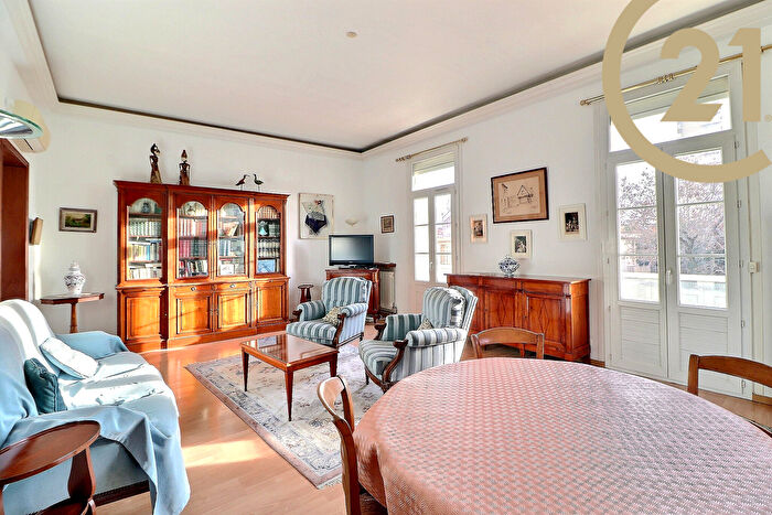 Appartement à vendre - Saint-Raphaël - 4 pièces - 3 chambres