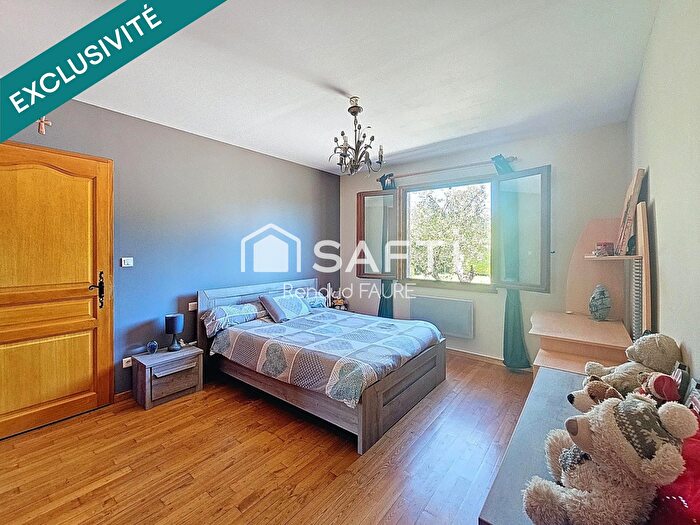 Maison à vendre - Bouloc - 6 pièces - 5 chambres