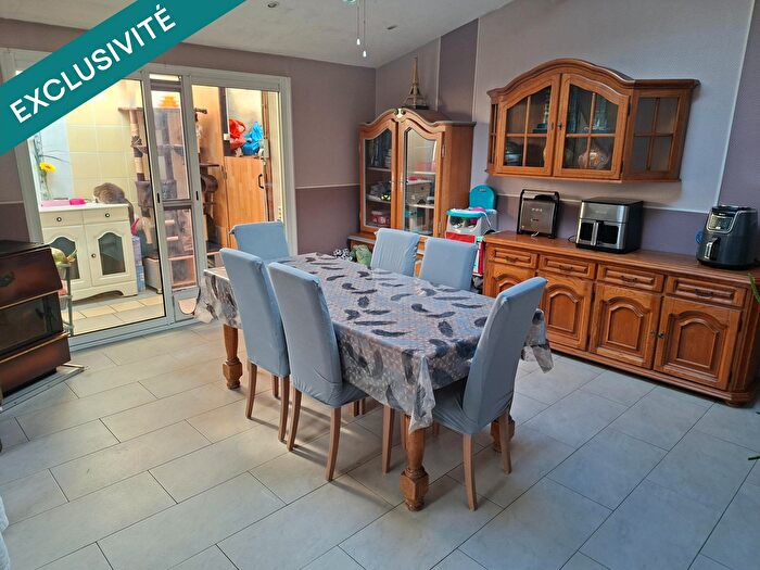 Maison à vendre - Petite-Rosselle - 5 pièces - 3 chambres