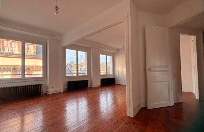 Appartement à louer - Bagnères-de-Bigorre - 2 pièces - 1 chambre