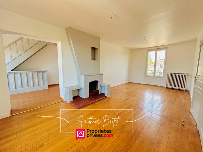 Maisons à vendre et appartements à louer - 3