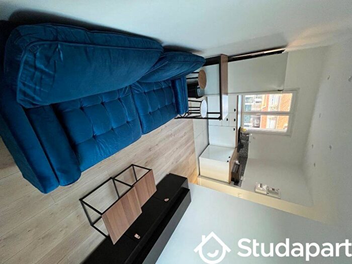 Appartement à louer - Ormesson-Jean Jaurès, Épinay-sur-Seine - 2 pièces - 1 chambre