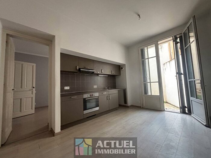 Allées Paul Riquet, Béziers : Appartement 2 pièces à louer